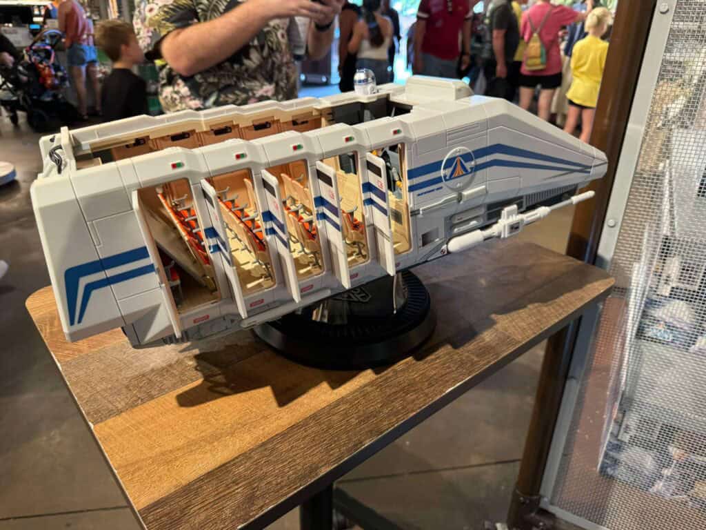 The Star Tours StarSpeeder3000 Playset Landed At Hollywood Studios ...