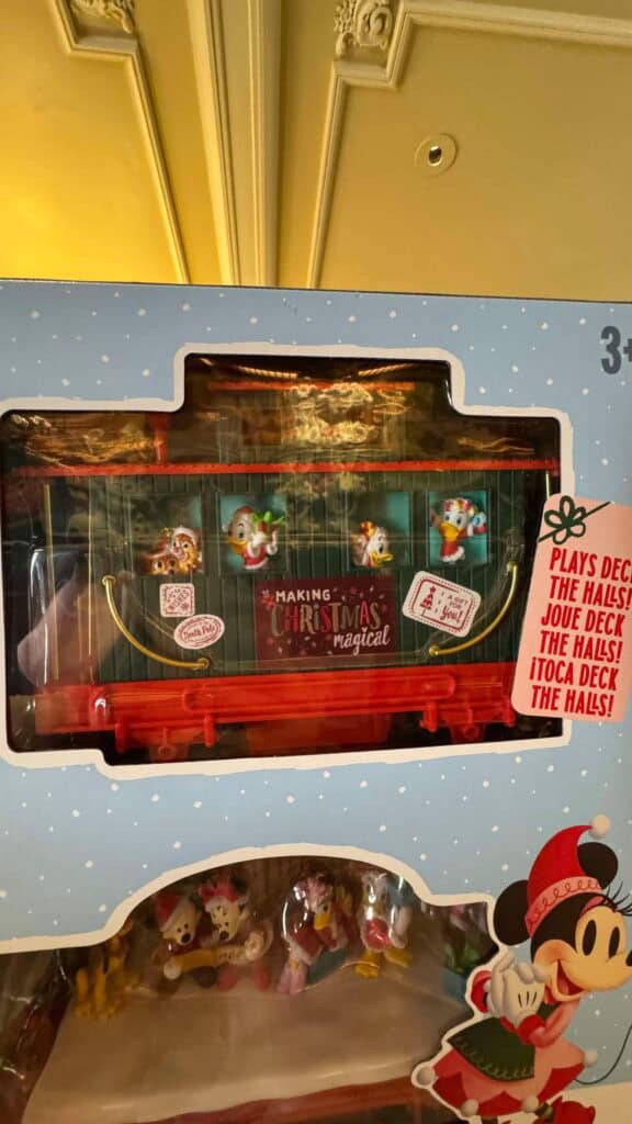 Get the holidays on track with this Mickey Mouse and Friends Making ...