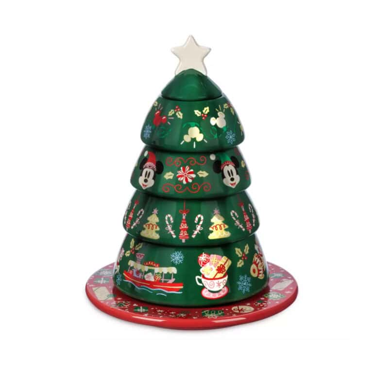 This Mickey and Minnie Mouse Christmas Tree Stacking Measuring Cup Set ...