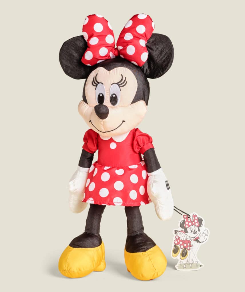 Disney and Macy's Celebrate the Holidays with a New Minnie Mouse ...