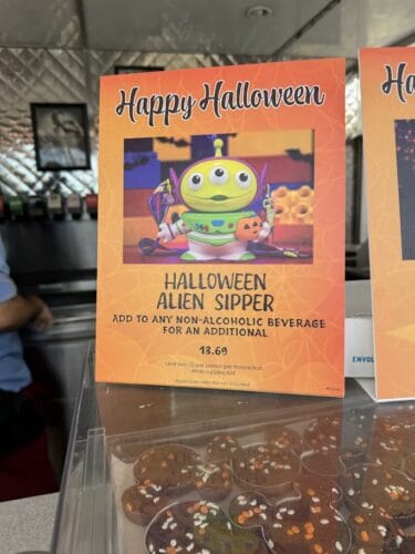 Toy Story Alien Sipper Arrives at Disney World | Chip and Company