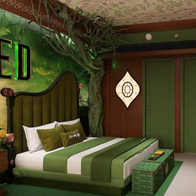 Wicked Suites Debuts in New York City! | Chip and Company