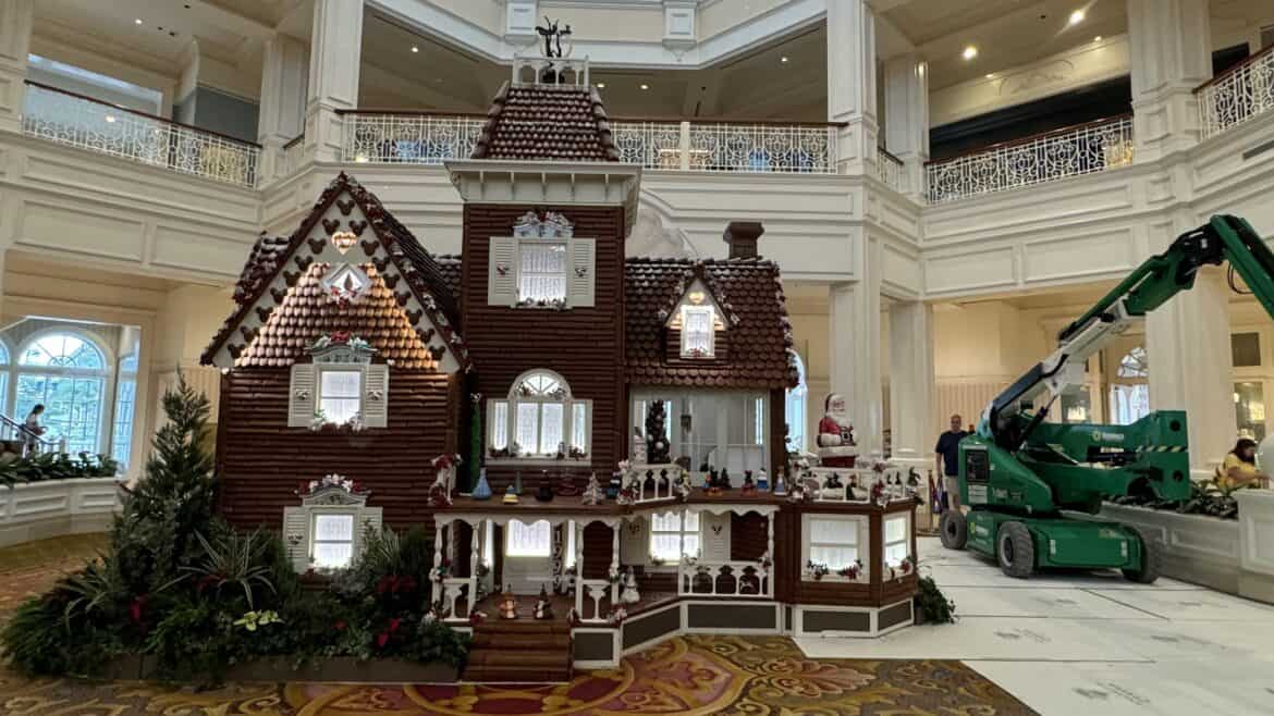 2024 Gingerbread House is Now Complete at Disney's Grand Floridian ...