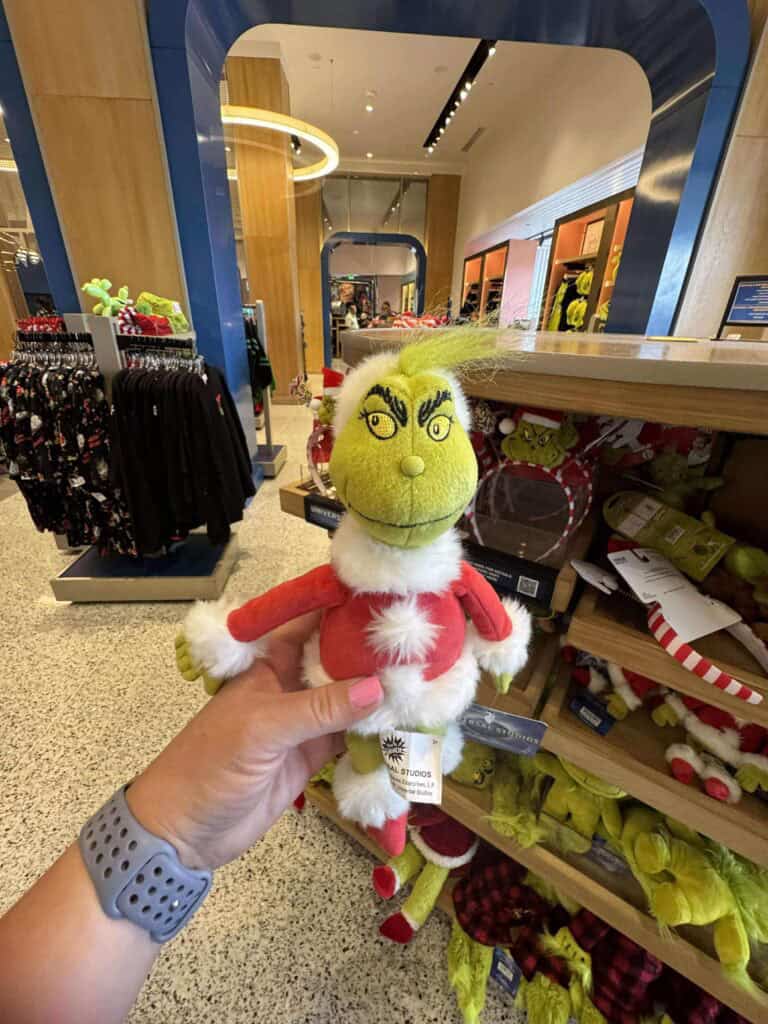 Grinch Christmas Merch Arrived to Universal Orlando Resort! | Chip and ...