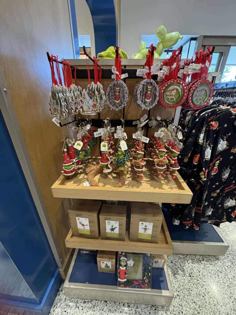 Grinch Christmas Merch Arrived to Universal Orlando Resort! | Chip and ...