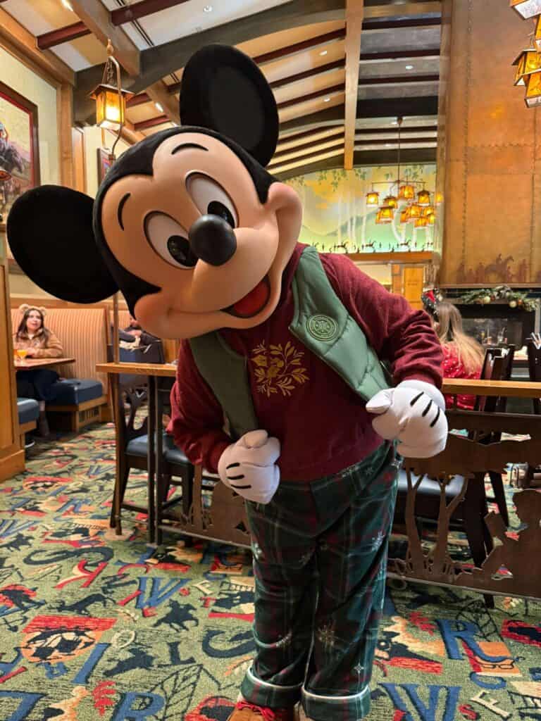 First Look at Mickey’s Holiday Pajama Party Breakfast and Brunch at ...