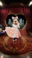 Minnie Mouse Unveils Stunning New Look at Disney's Hollywood Studios ...