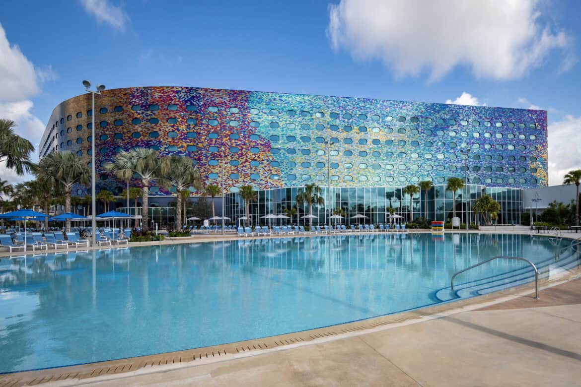 10_Universal Stella Nova Resort - Cosmos Cafe & Market