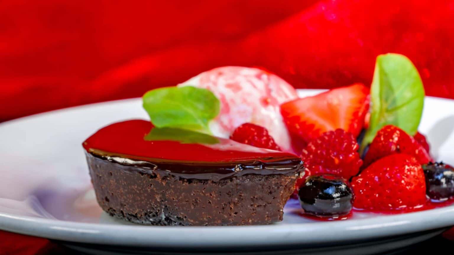 Disneyland After Dark: Sweethearts’ Nite Dining Menu | Chip and Company