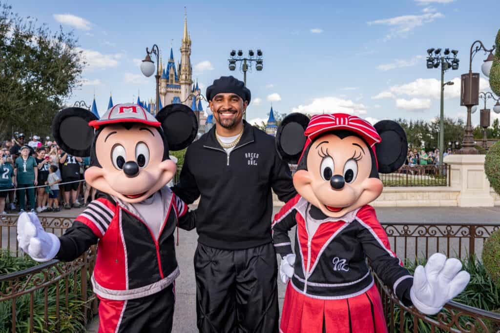 Jalen Hurts Celebrates Super Bowl Win at Walt Disney World mickey and ...
