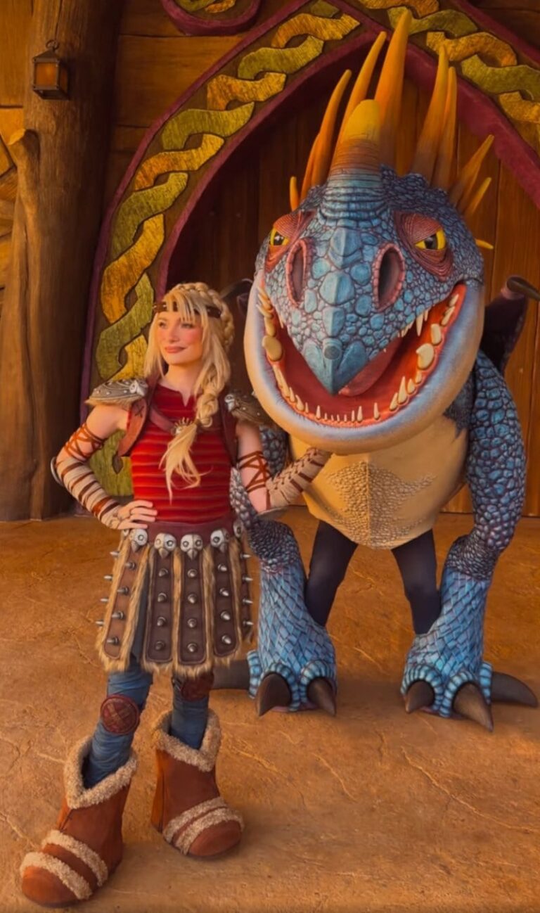 First look at Stormfly & Astrid at Isle of Berk in Epic Universe | Chip ...