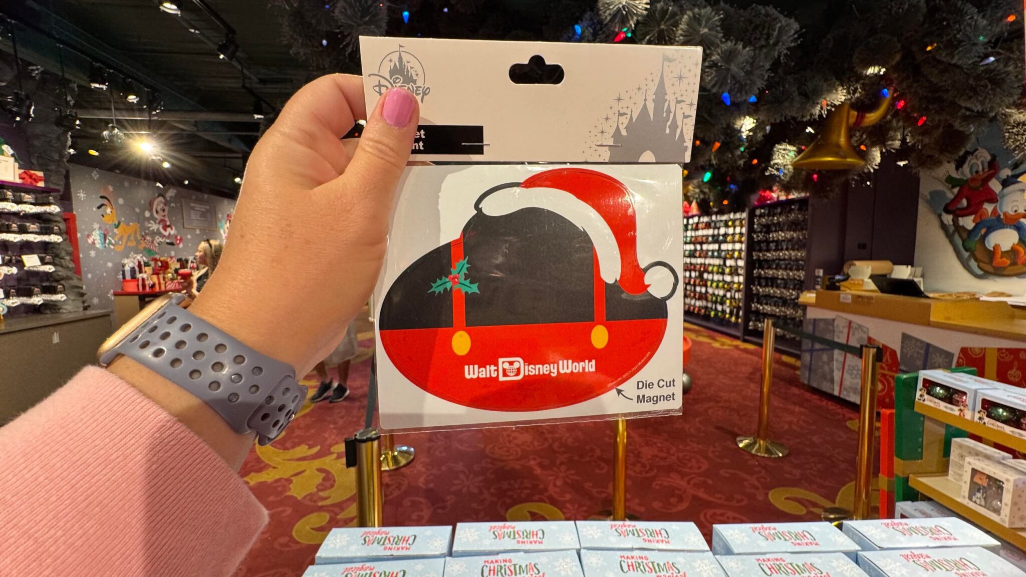 Disney Cast Member Nametag Magnets: Personalize Your Magic! | Chip and ...