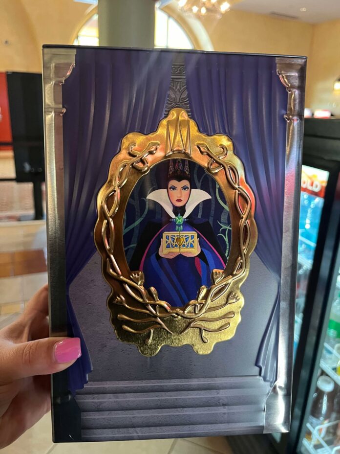 First Look at the Snow White Merchandise Spotted at Cinemark Theaters ...
