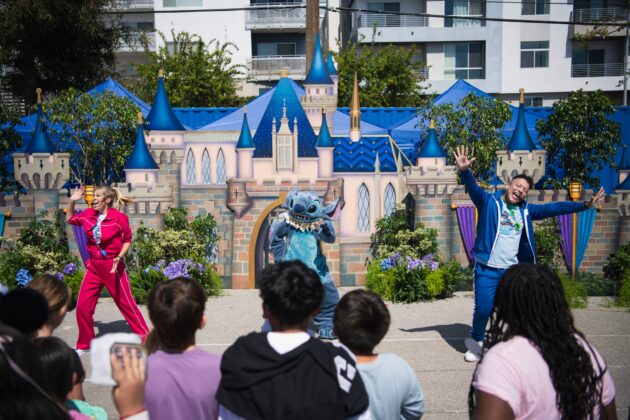 Disneyland Surprises Students at Two California Schools with Disney ...