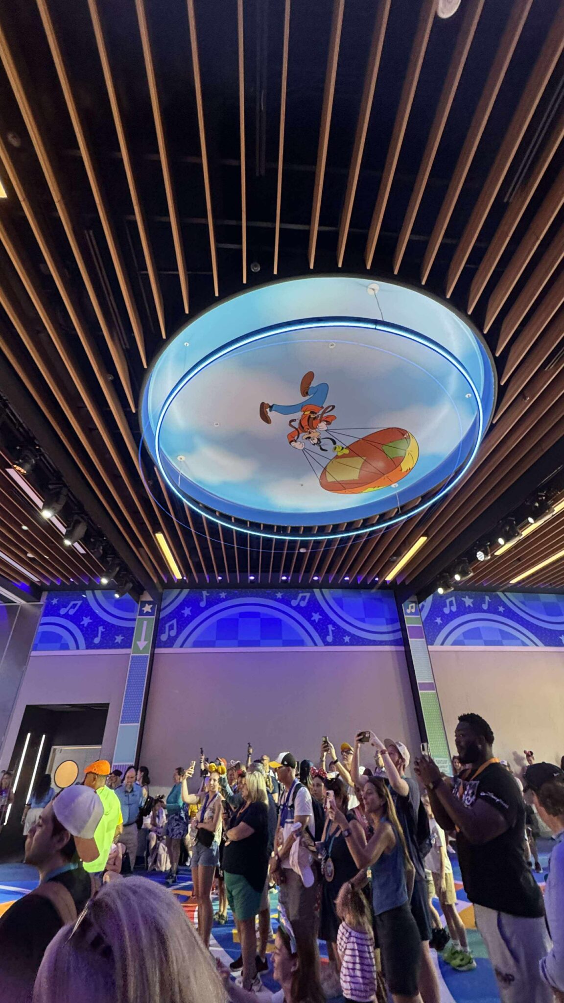 Goofy Takes Over CommuniCore Hall in EPCOT | Chip and Company