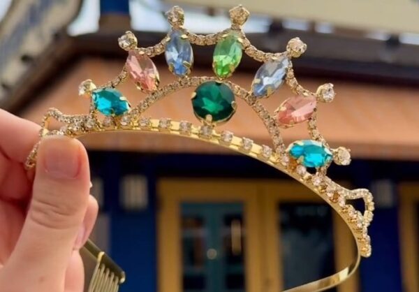 New Design your own Tiara Now Available at Disney Springs | Chip and ...