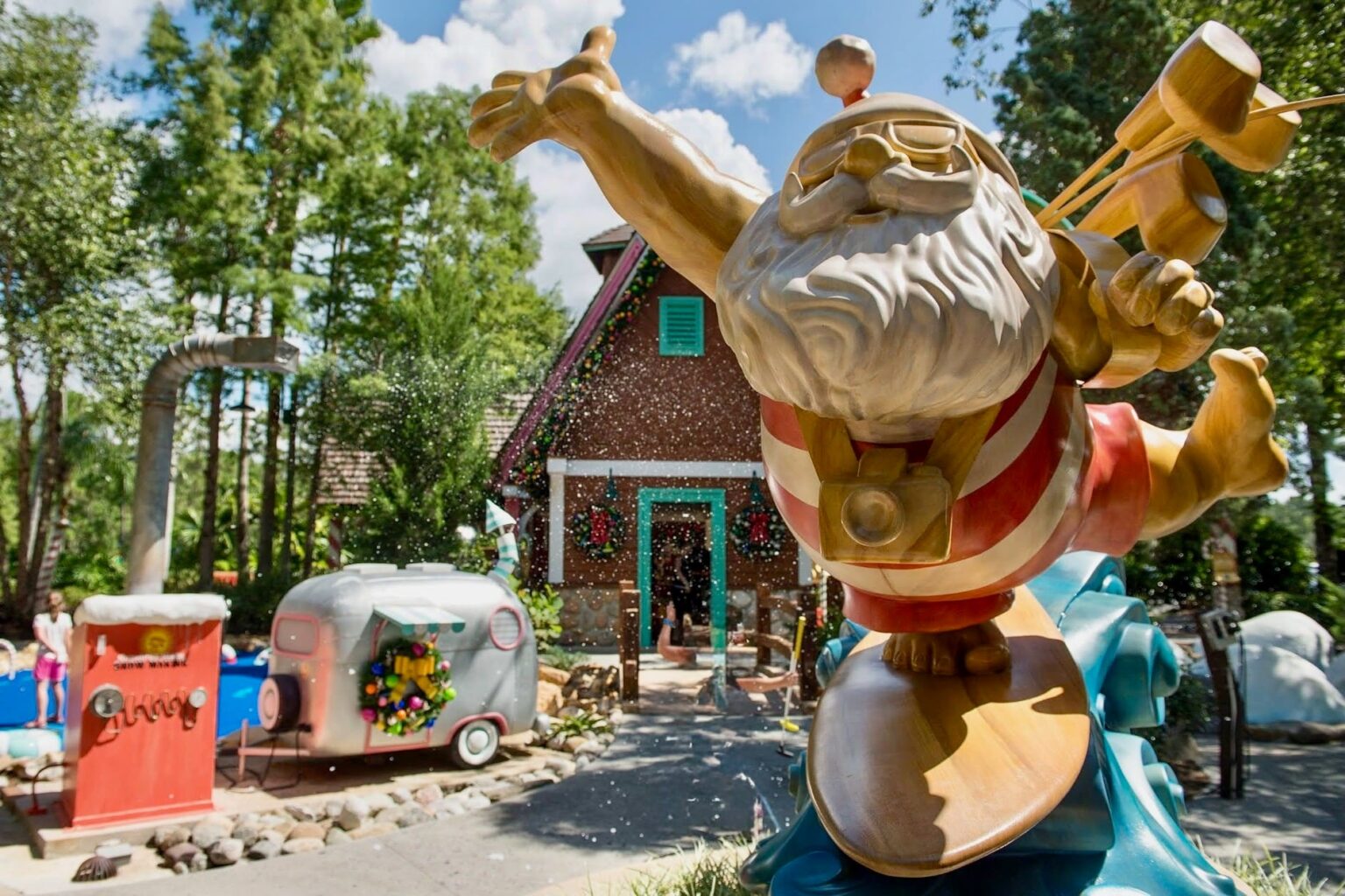 Both Courses of Disney World's Winter Summerland Mini Golf Reopen ...