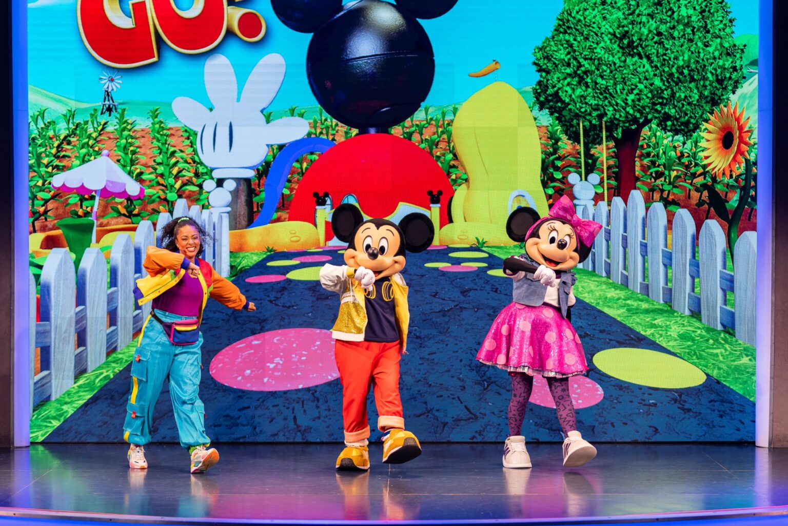 Disney Jr. Let's Play Returning to Disneyland Resort in August | Chip ...