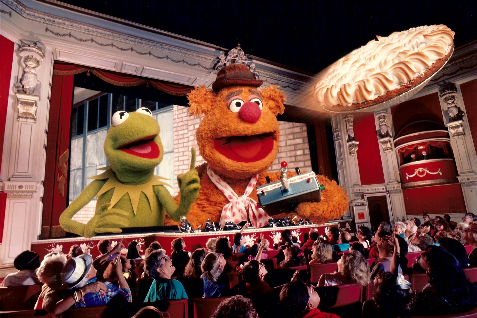 MuppetVision 3D Adds Hours For Grand Finale Before Shutting Down For ...