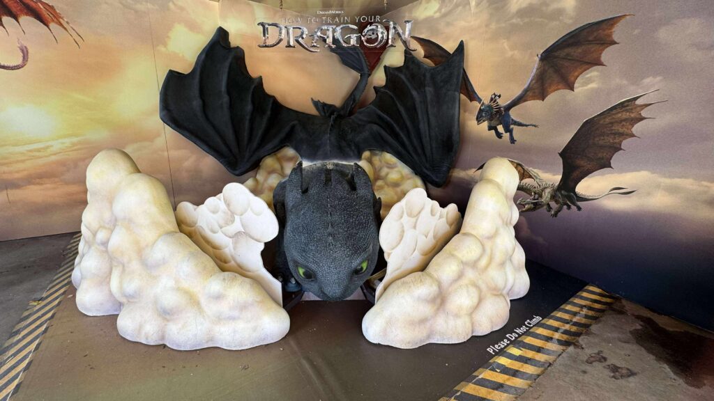 Toothless from How to Train your Dragon Photo Op at Islands of ...