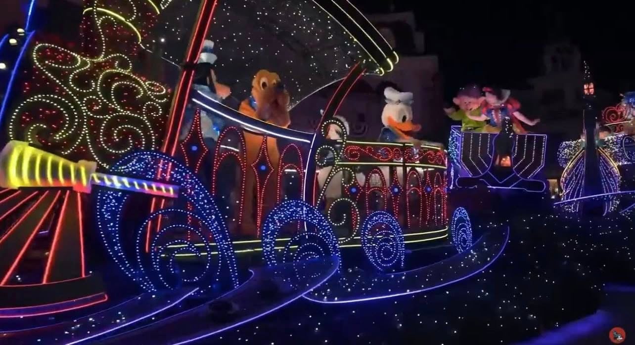 Disney Shares First Look at the Floats for ‘Disney Starlight’ Nighttime ...