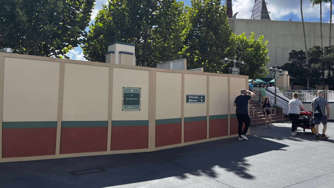 Walls up around Animation Courtyard in Hollywood Studios | Chip and Company
